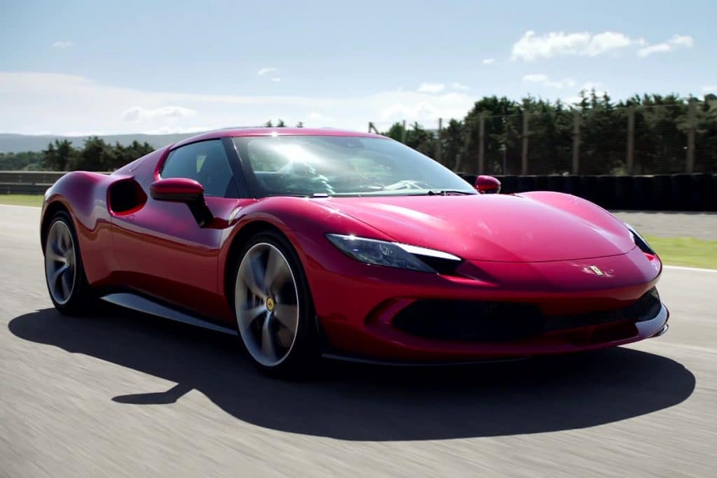 Ferrari 296 GTB, petite SF90 et grandes ambitions ! - AUTOMOTIV PRESS