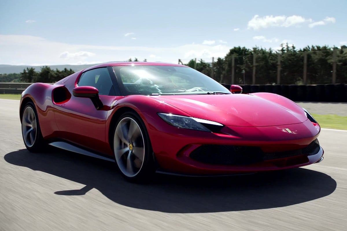 Ferrari 296 GTB, petite SF90 et grandes ambitions ! - AUTOMOTIV PRESS