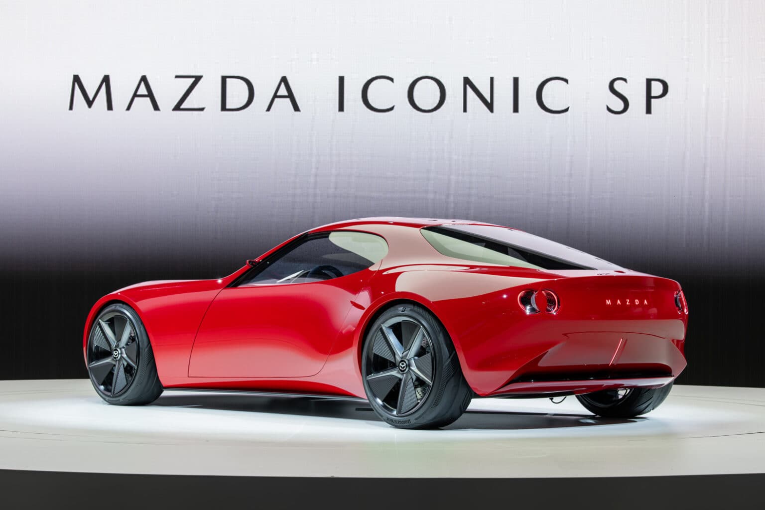 Mazda Iconic SP concept, la voiture de sport compacte de demain ...